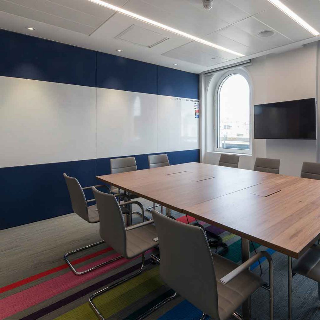 National Grid, London - Creatif