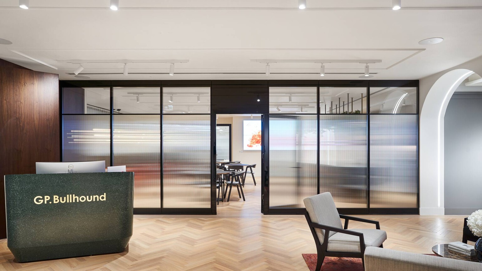 Creatif Wall | UK Manufactured Moving Wall & Operable Partition Systems ...