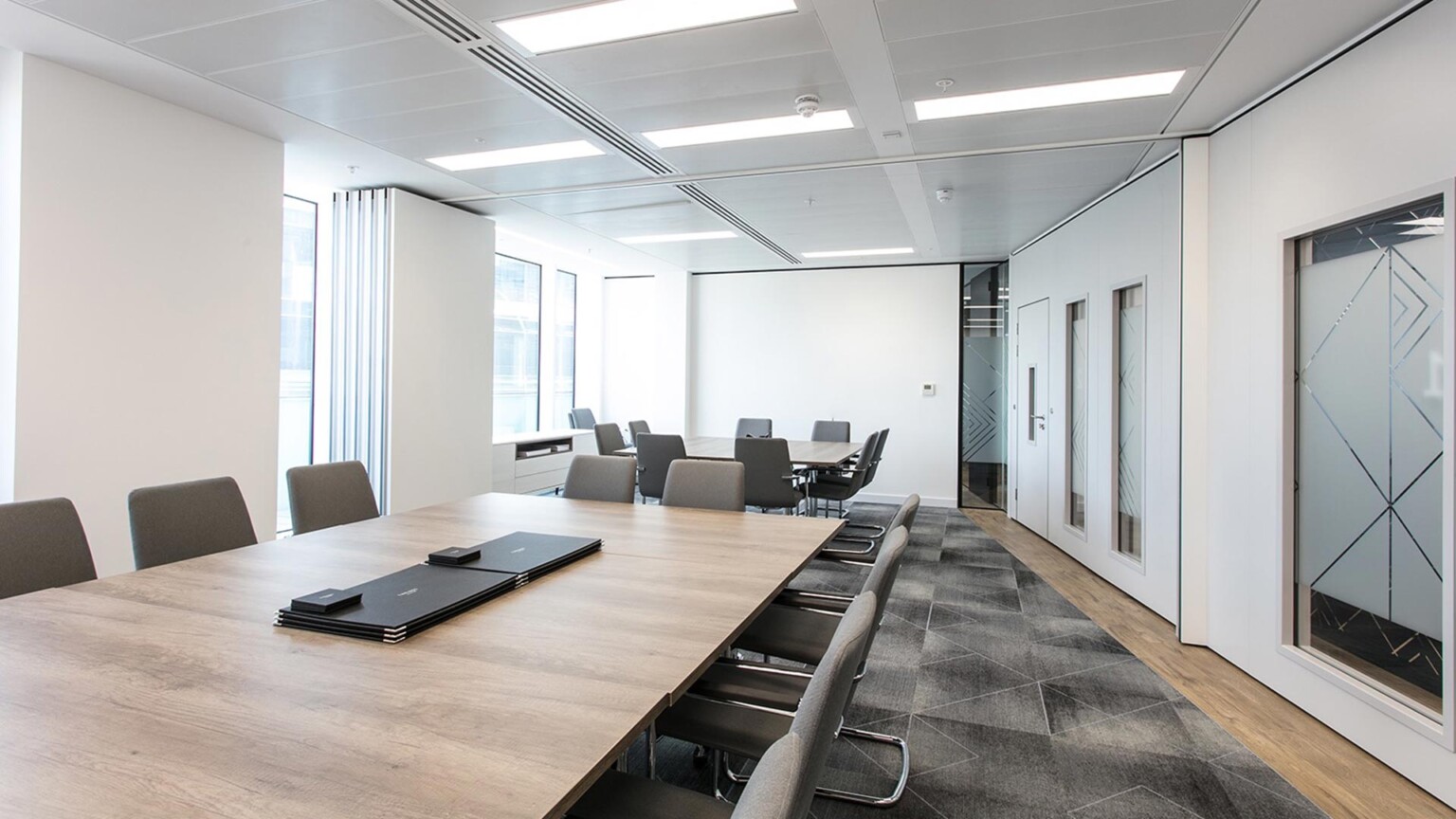 Creatif Wall | UK Manufactured Moving Wall & Operable Partition Systems ...